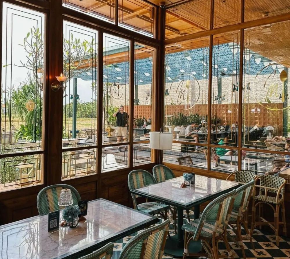 100 Daftar Menu dan Alamat Monsieur Spoon