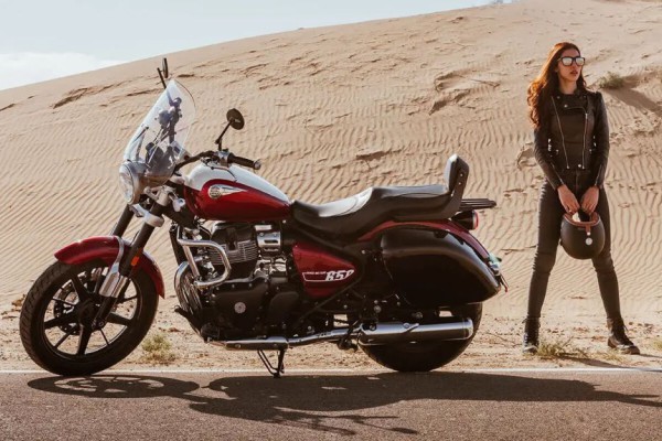 Royal Enfield Akan Luncurkan Super Meteor 650 di GIIAS 2023 Royal Enfield Akan Luncurkan Super Meteor 650 di GIIAS 2023