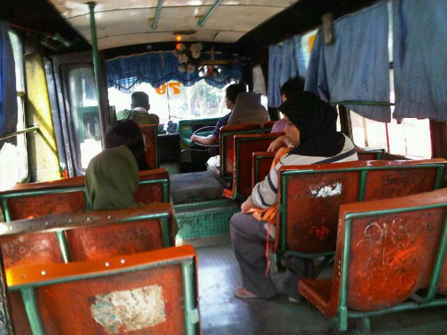 54 Bus Jadul Jakarta dan Trayeknya, Bikin Nostalgia!