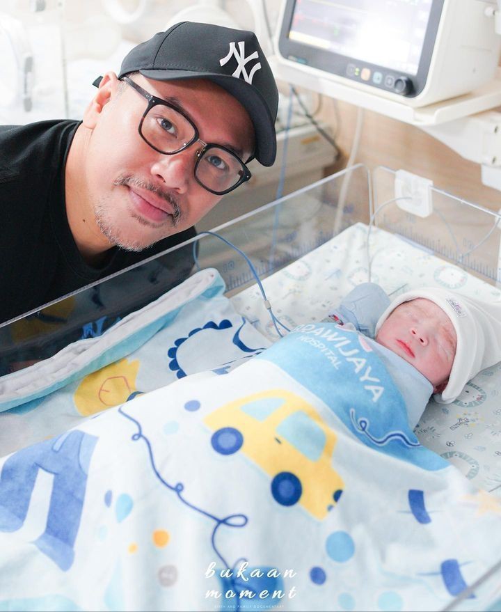 Viviane, Istri Sammy Simorangkir Melahirkan Anak Ketiga Viviane, Istri Sammy Simorangkir Melahirkan Anak Ketiga