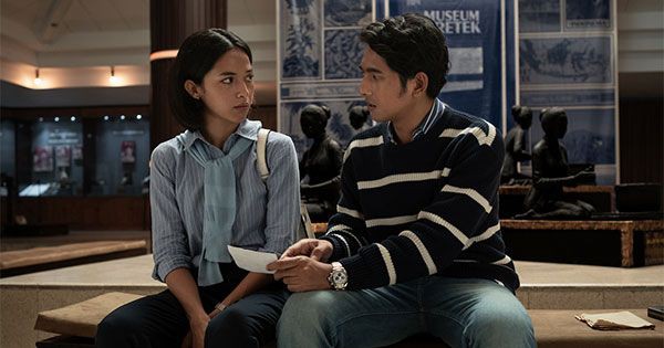First Look Series Gadis Kretek First Look Series Gadis Kretek
