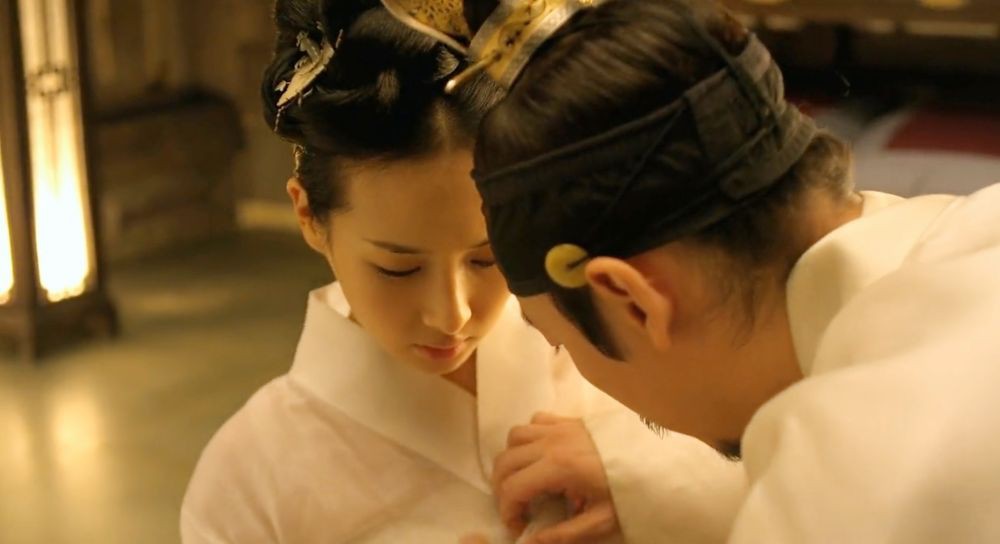 7 Adegan Telanjang Paling Ikonik di Film Sageuk