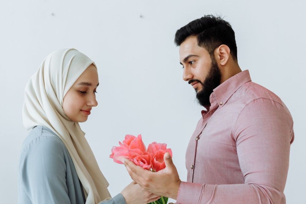 12 Dosa Besar Istri Terhadap Suami, Jangan Sampai Dilakukan 12 Dosa Besar Istri Terhadap Suami, Jangan Sampai Dilakukan