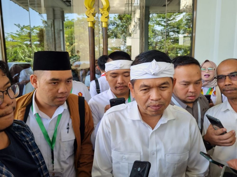 Gerindra Berniat Pinang Dedi Mulyadi Maju Pilkada Jabar Gerindra Berniat Pinang Dedi Mulyadi Maju Pilkada Jabar