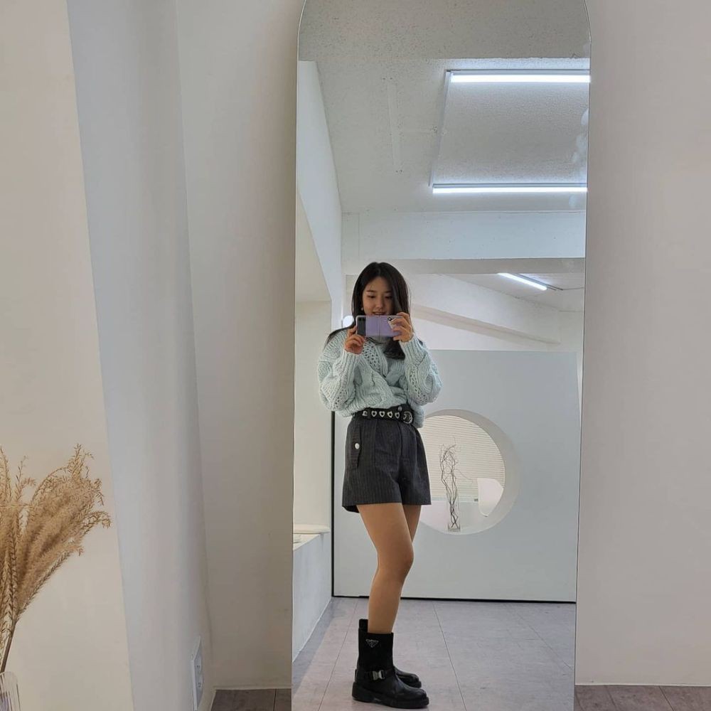 9 Ootd Lee Hye Sung Penyiar Cerdas Di The Devils Plan