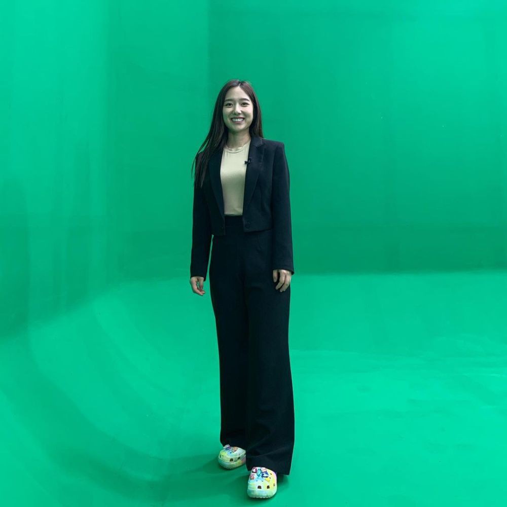 9 Ootd Lee Hye Sung Penyiar Cerdas Di The Devils Plan