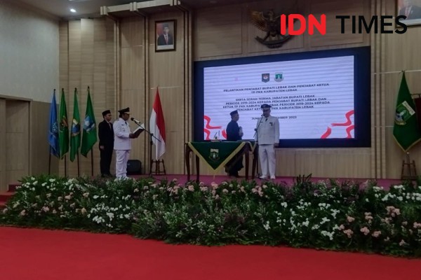 Iwan Kurniawan Resmi Menjabat Pj Bupati Lebak Iwan Kurniawan Resmi Menjabat Pj Bupati Lebak