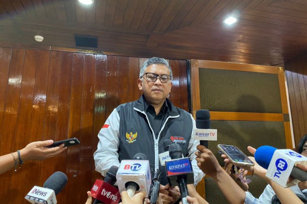 Sama-sama Dapat Tekanan, TPN Ganjar Komunikasi dengan AMIN
