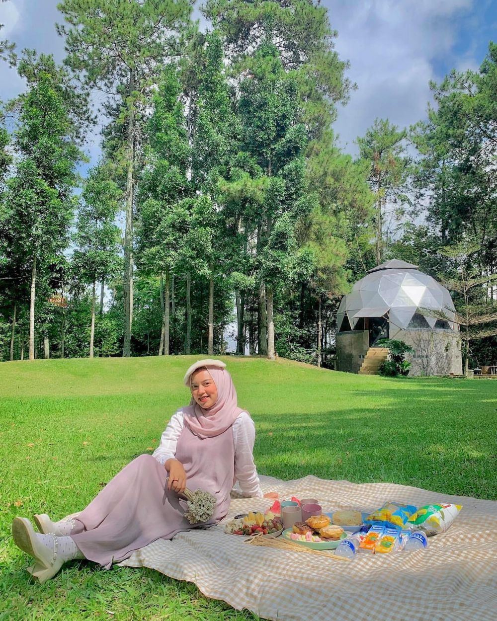 7 Tempat Piknik di Bandung untuk Tahun Baruan bareng Sahabat