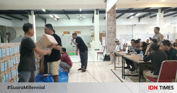 KPU Tabanan Terima 762.084 Surat Suara KPU Tabanan Terima 762.084 Surat Suara