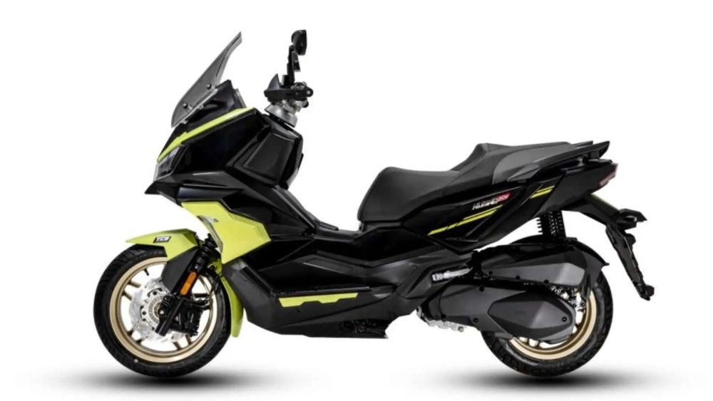 SYM Luncurkan ADX 300, Skutik Gambot Bergaya Petualang SYM Luncurkan ADX 300, Skutik Gambot Bergaya Petualang