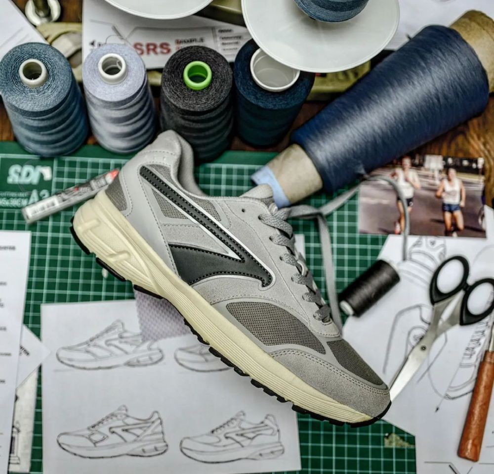 15 Merek Sepatu Lokal Terbaik dan Paling Terkenal