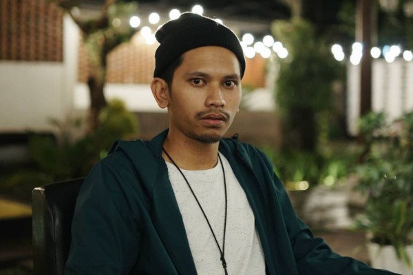 Biodata dan Profil Sadana Agung, Pemeran Obet di Agak Laen