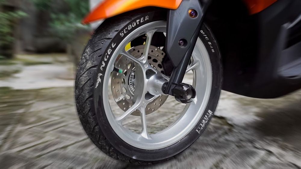 5 Warna Velg yang Cocok Untuk Motor Merah Kamu!