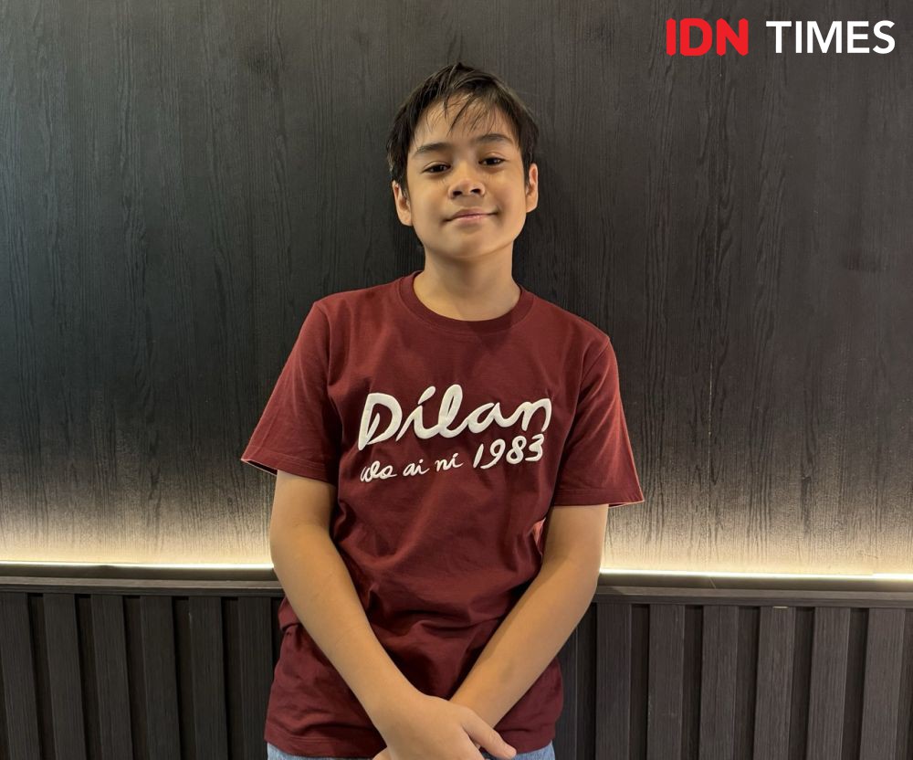 Adhiyat Pelajari Gerak-gerik Dilan Lewat Film Sebelumnya