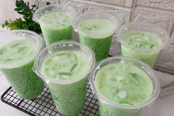 Resep Es Lumut Nutrijel yang Manis dan Melegakan Tenggorokan