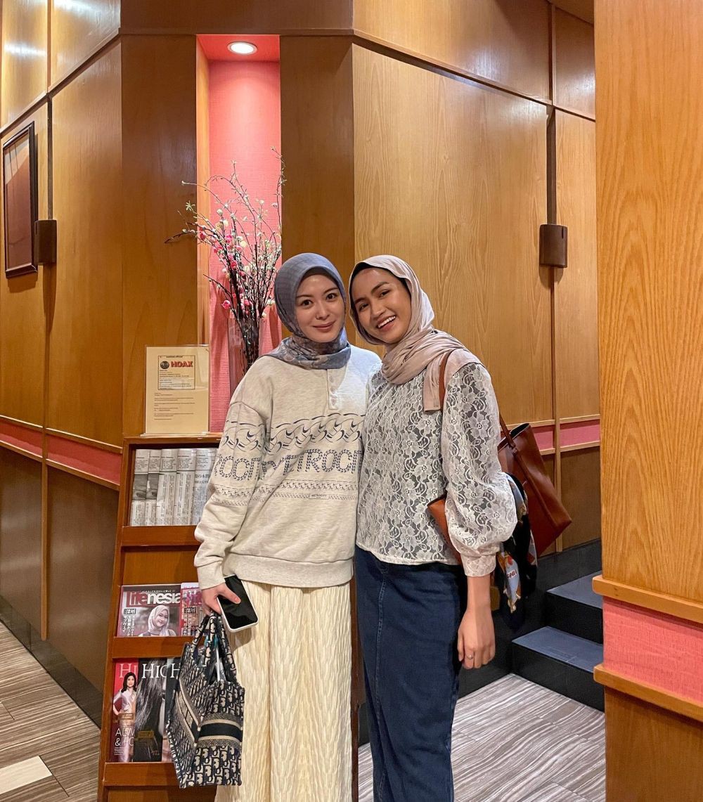 OOTD Trendi Xaviera Putri, Idola Baru Clash of Champions