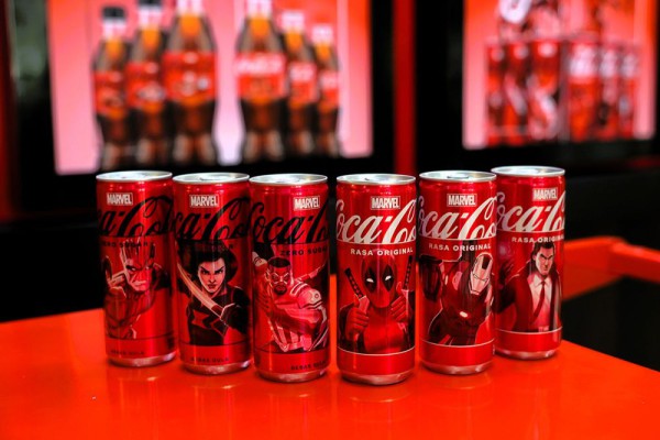 Coca-Cola x Marvel Luncurkan Kemasan Ikonik Edisi Terbatas