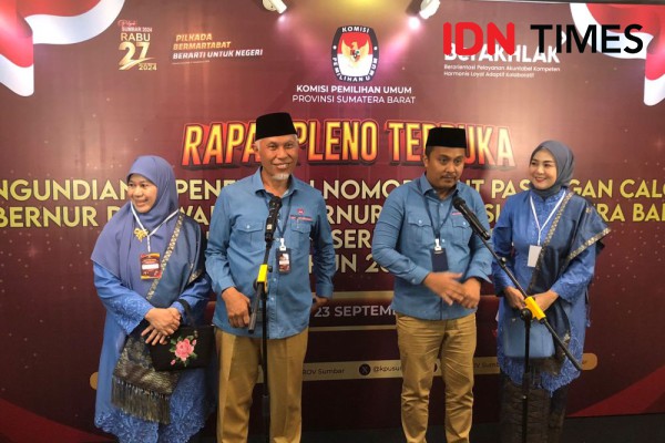 Quick Count: Mahyeldi-Vasko Unggul Telak di Pilkada Sumbar Quick Count: Mahyeldi-Vasko Unggul Telak di Pilkada Sumbar