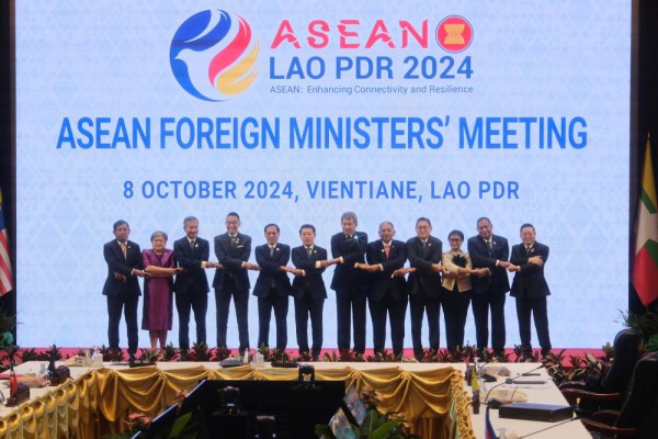 Retno Marsudi Apresiasi Menlu ASEAN: Kalian Semua Saudara Sa Retno Marsudi Apresiasi Menlu ASEAN: Kalian Semua Saudara Sa
