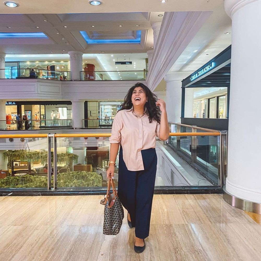 OOTD Hangout Plus Size ala Regina Ivanova, Simpel dan Nyaman