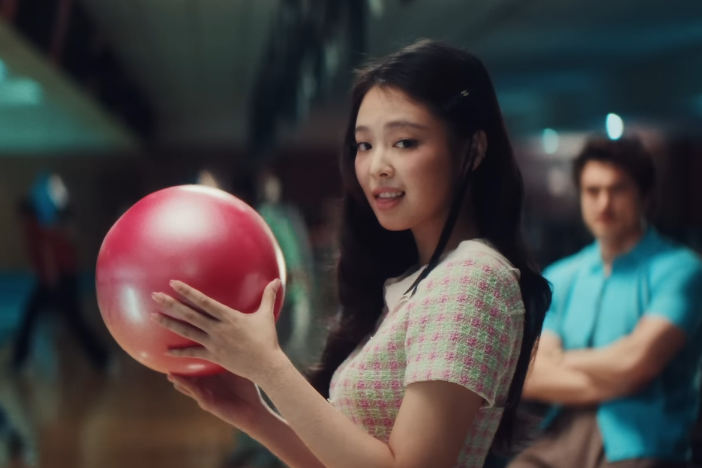 Lirik Lagu Love Hangover, Jennie BLACKPINK feat Dominic Fike