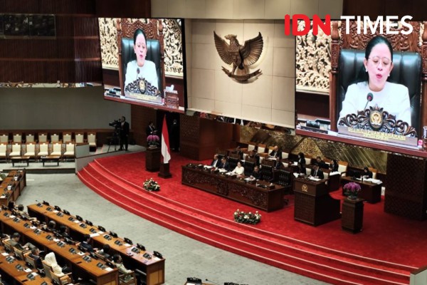 Puan Pimpin Rapat Paripurna Pengesahan RUU TNI Menjadi UU Puan Pimpin Rapat Paripurna Pengesahan RUU TNI Menjadi UU