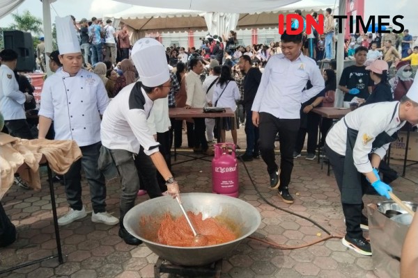 Masak Besar di BKB: Bukti Warga Palembang Santun dan Tertib